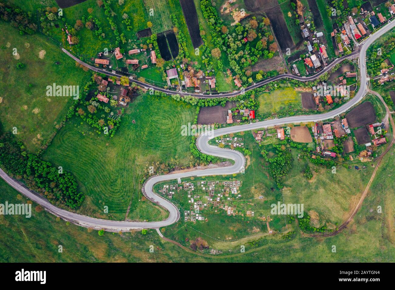 Curvy road aerial view hi-res stock photography and images - Alamy