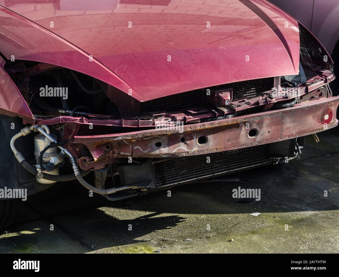 Car bumper damaged hi-res stock photography and images - Alamy