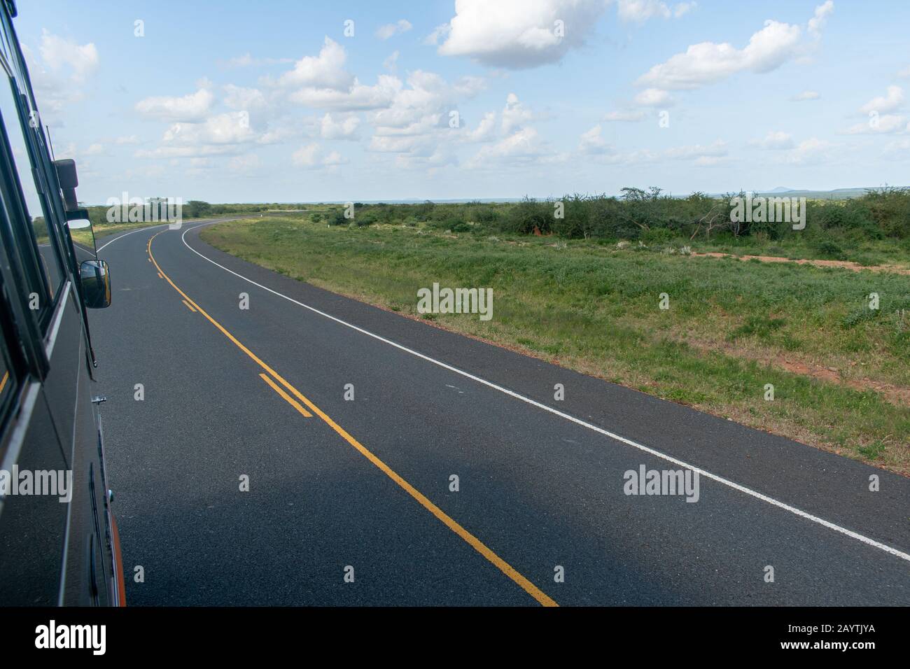 Car driving in a bend hi-res stock photography and images - Alamy