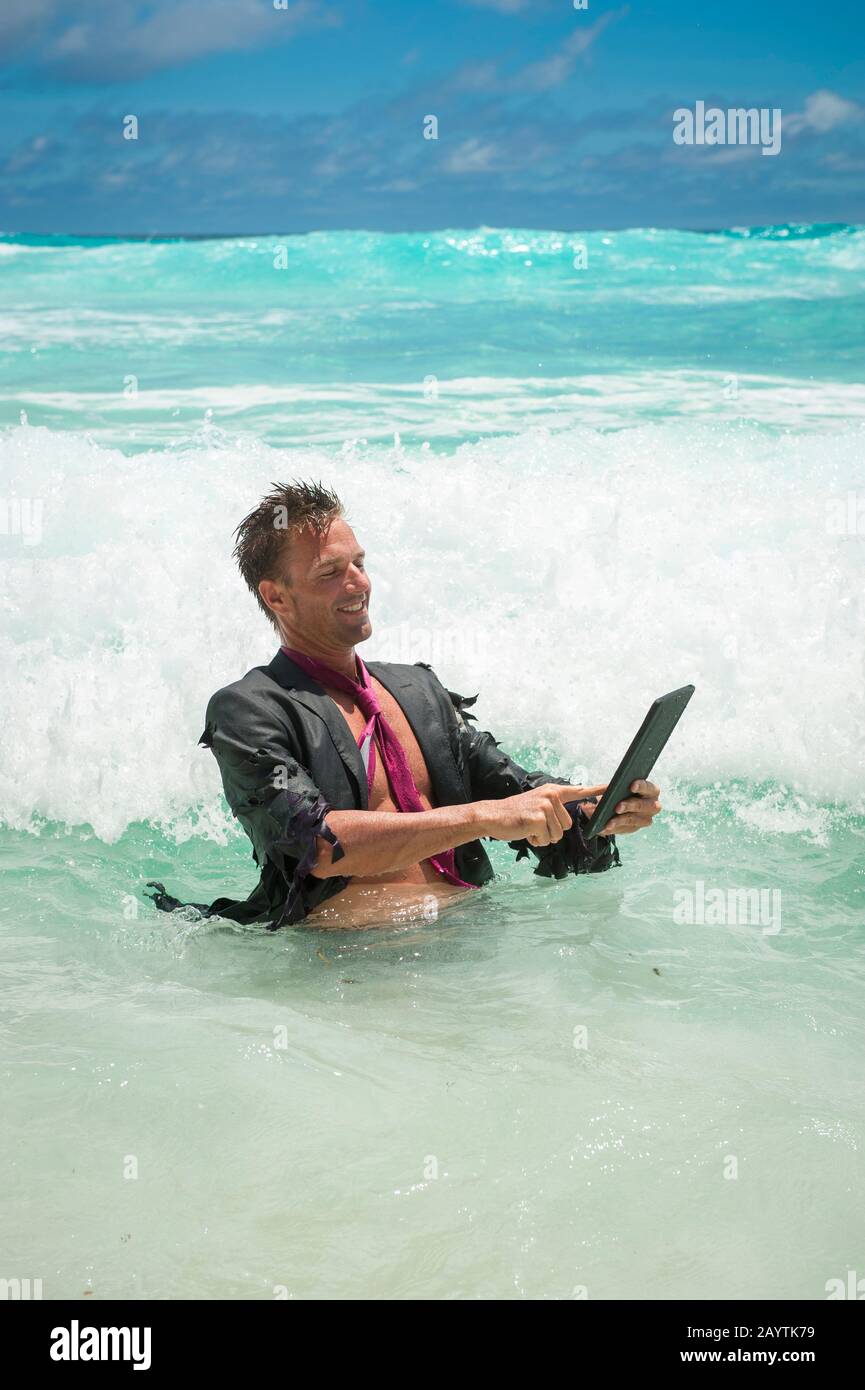 Castaway man hi-res stock photography and images - Alamy