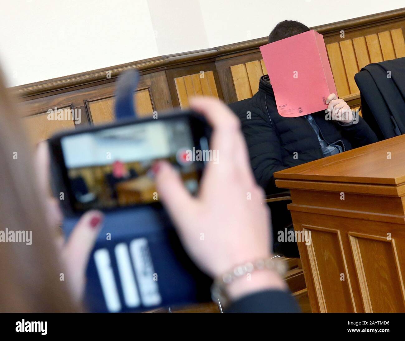 Woman car journalist hi-res stock photography and images - Alamy