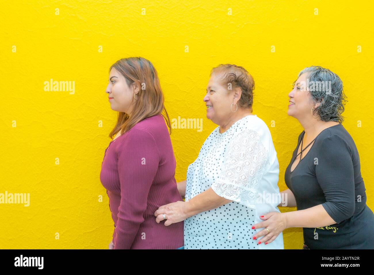 Mexican grandmother and granddaughter hi-res stock photography and ...