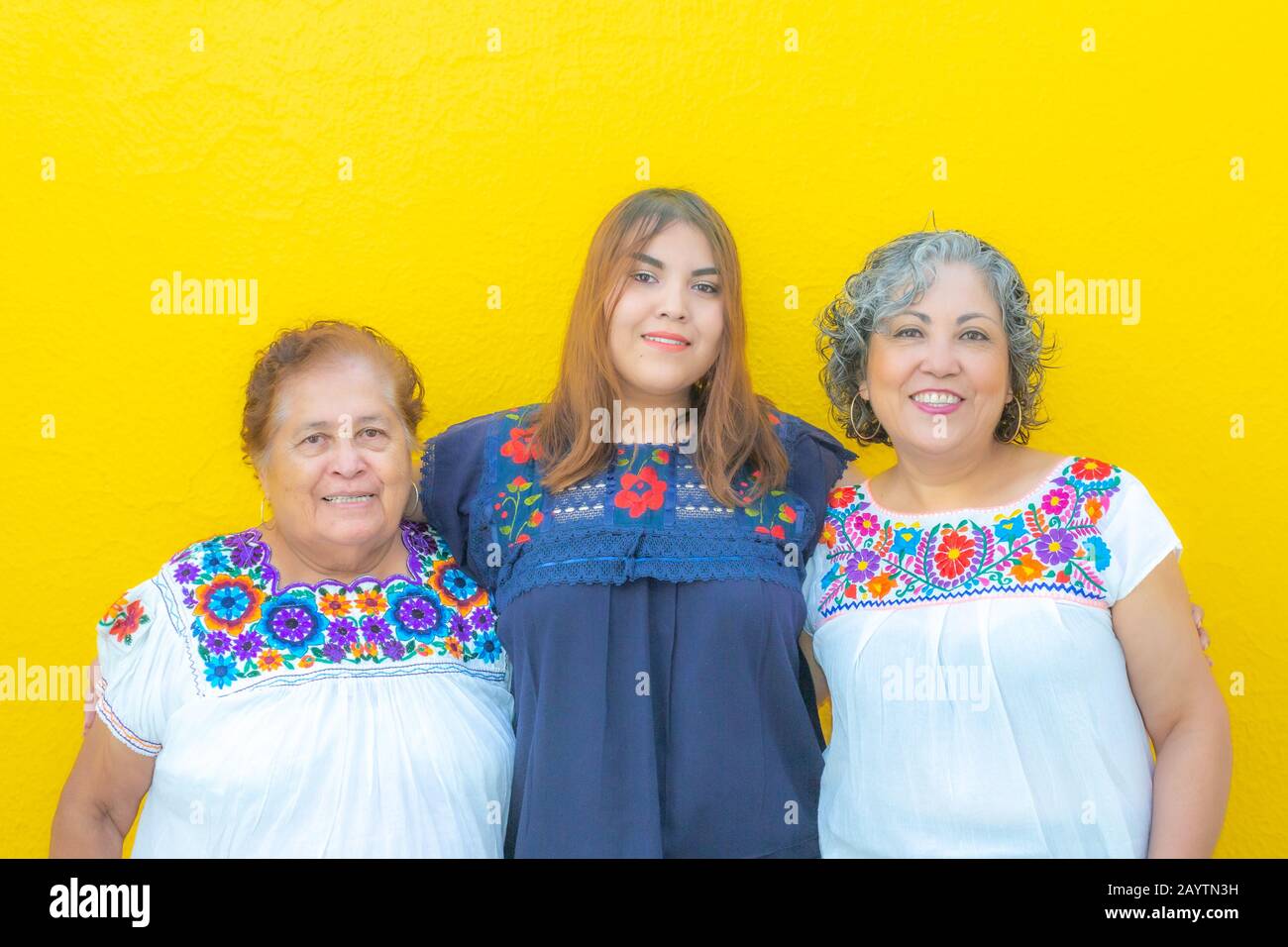 Mexican grandmother and granddaughter hi-res stock photography and ...
