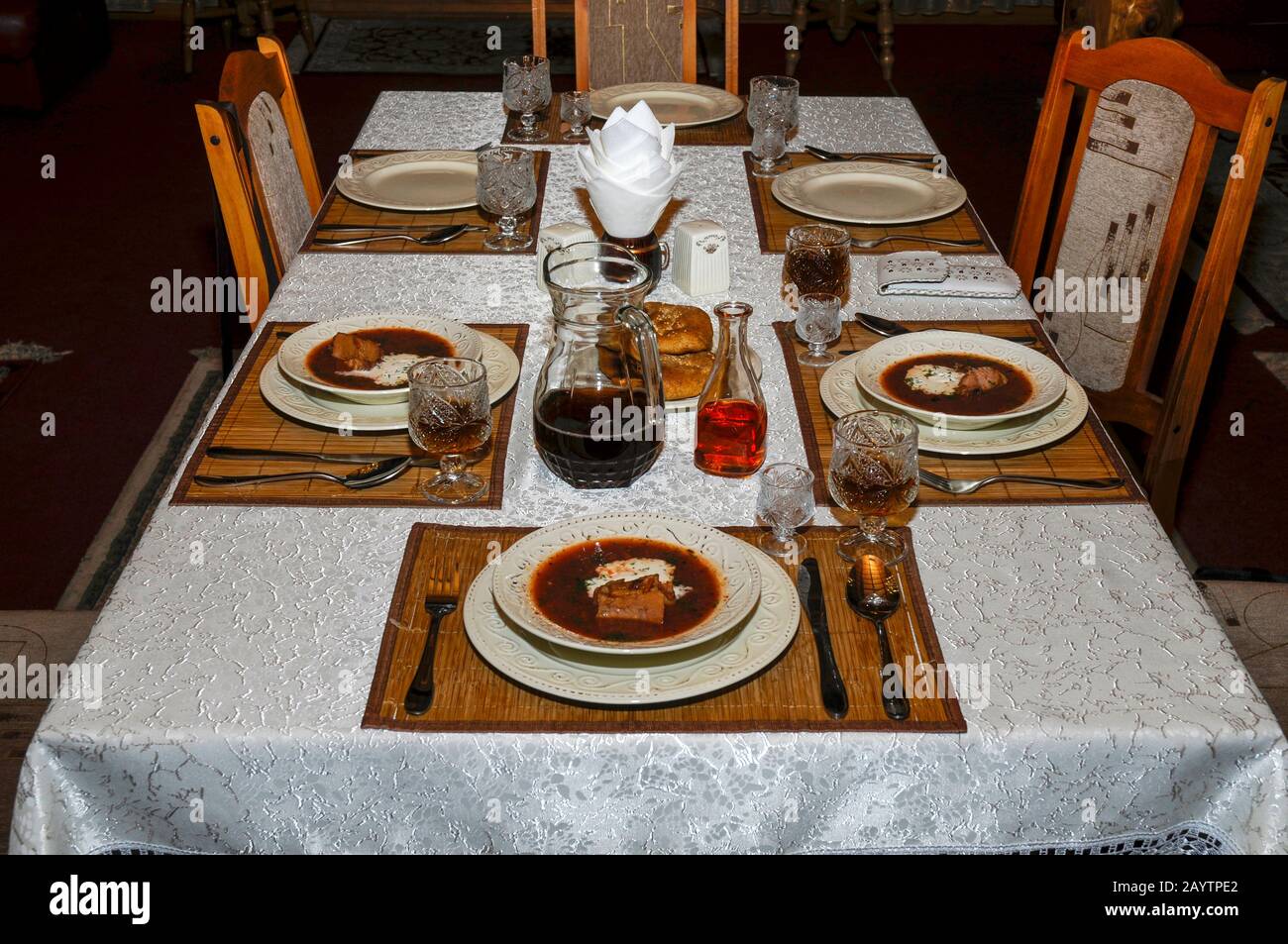 First dishes hi-res stock photography and images - Alamy