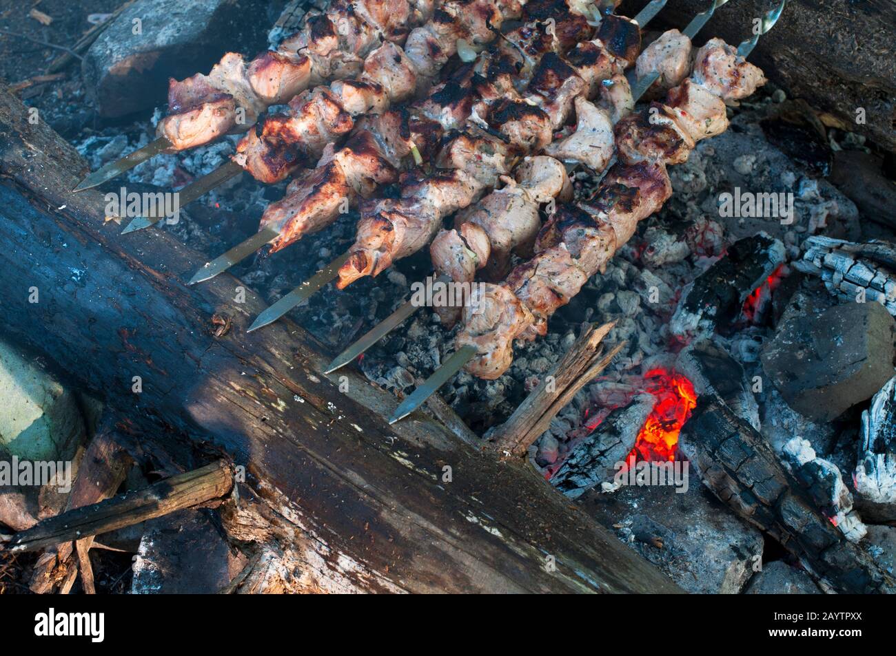 Fire on the braai hi-res stock photography and images - Alamy
