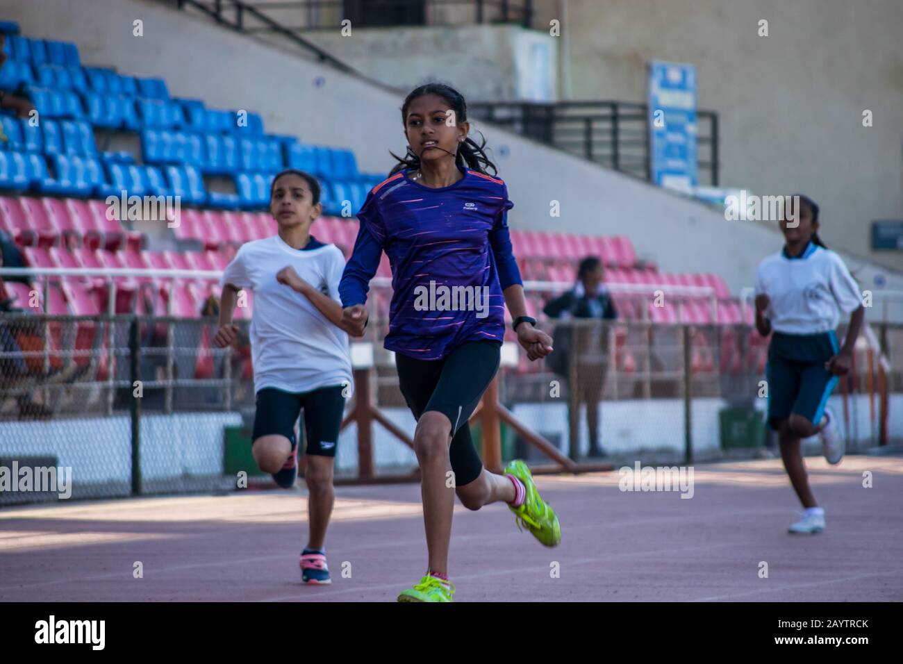 Woman athlete running 100 meter hi-res stock photography and images - Alamy