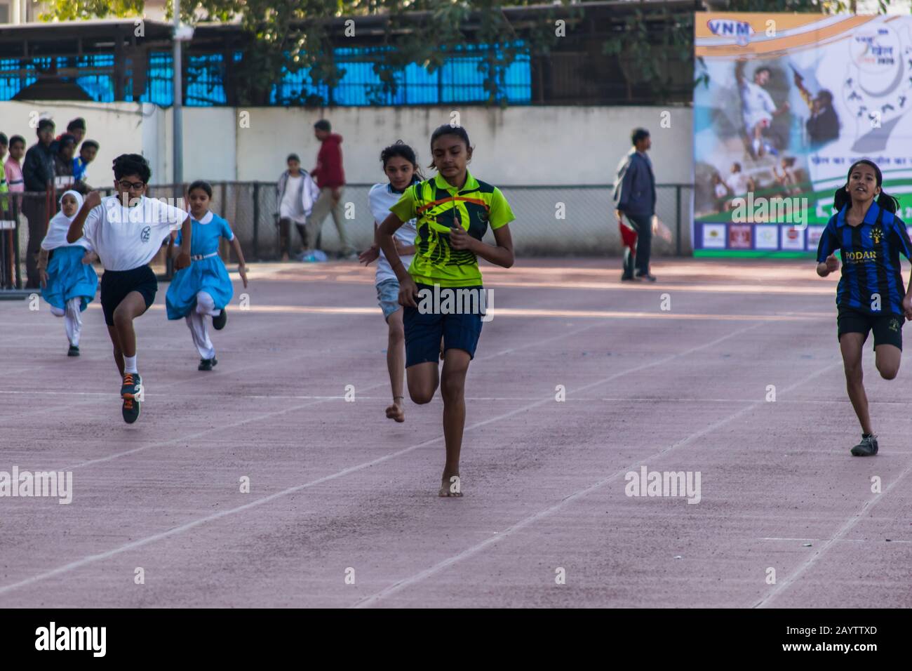 Woman athlete running 100 meter hi-res stock photography and images - Alamy