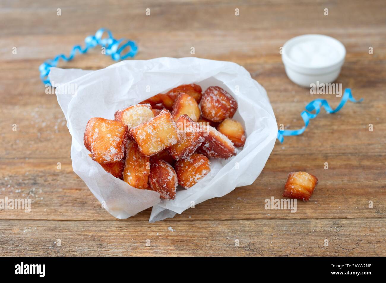 Bites paper hi-res stock photography and images - Alamy