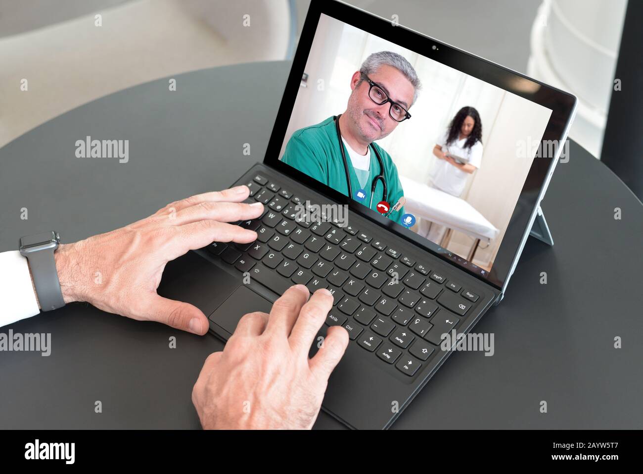 Laptop video call to talk to doctor Stock Photo - Alamy
