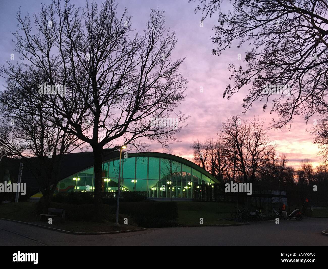 Public swimming pool building exterior hi-res stock photography and ...