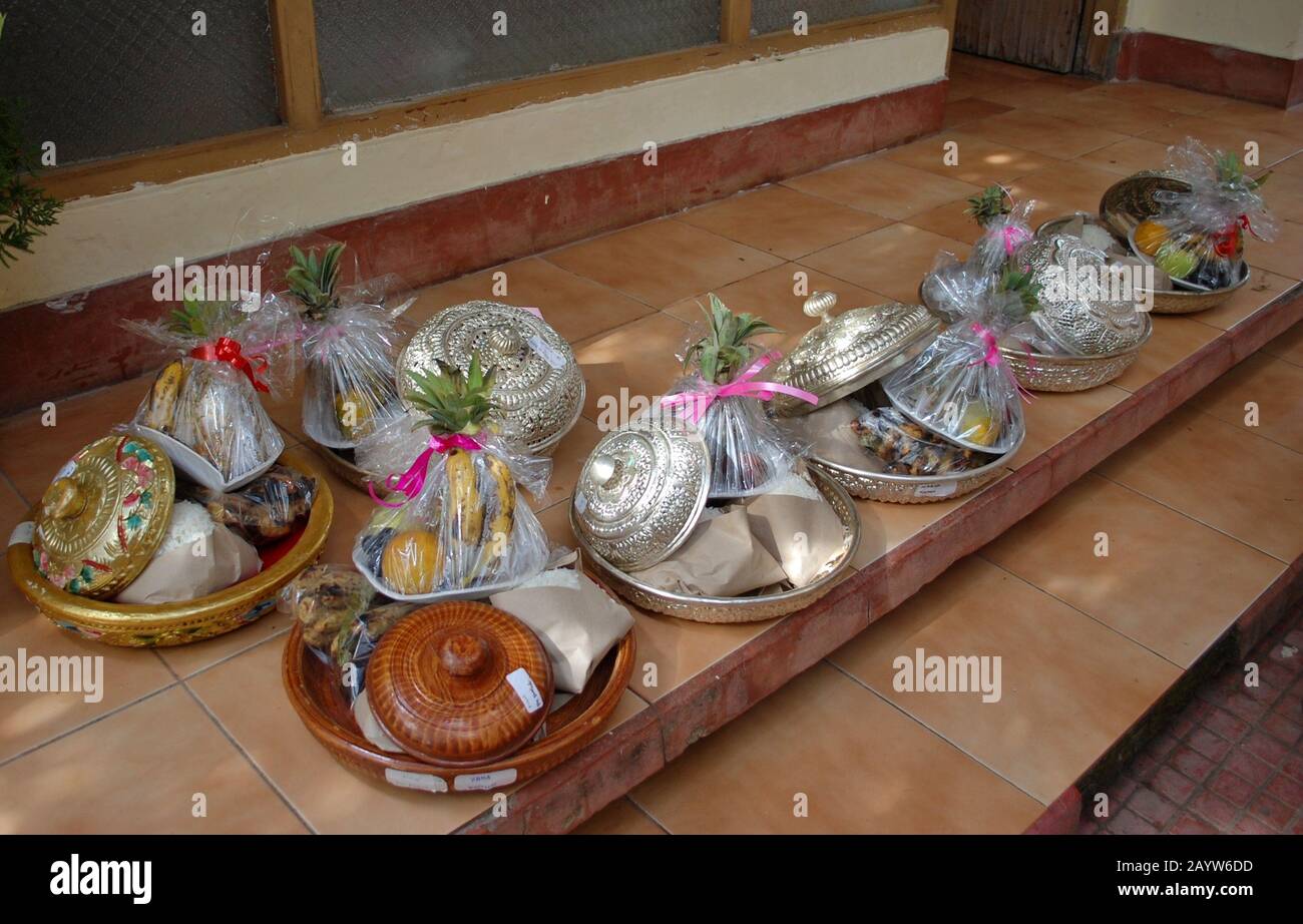 Traditional temple symbol set hi-res stock photography and images - Alamy