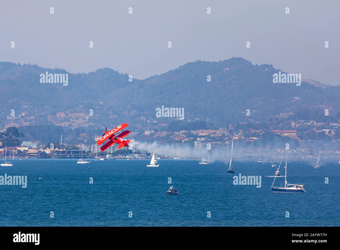 Oracle challenger 3 iii hi-res stock photography and images - Alamy