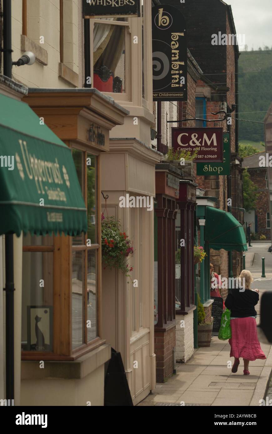 Shopping street in Guisborough, North Yorkshire Stock Photo - Alamy
