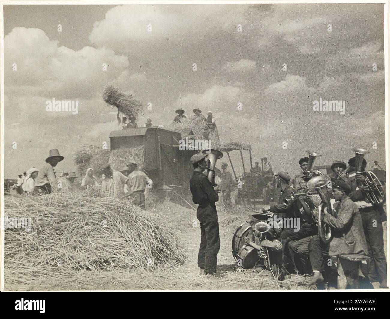 Soviet russia collectivisation hi-res stock photography and images - Alamy