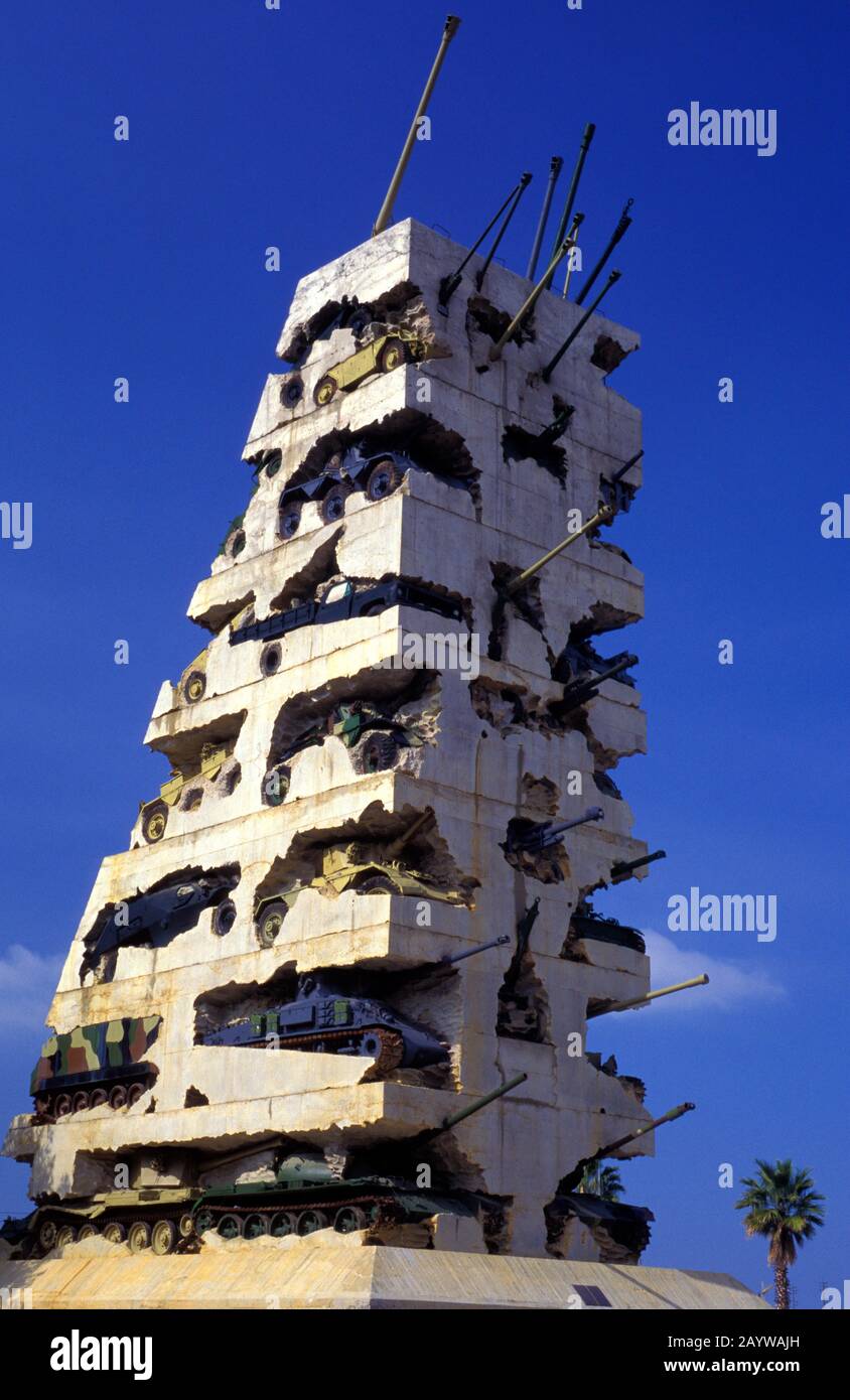 Armand fernandez hi-res stock photography and images - Alamy