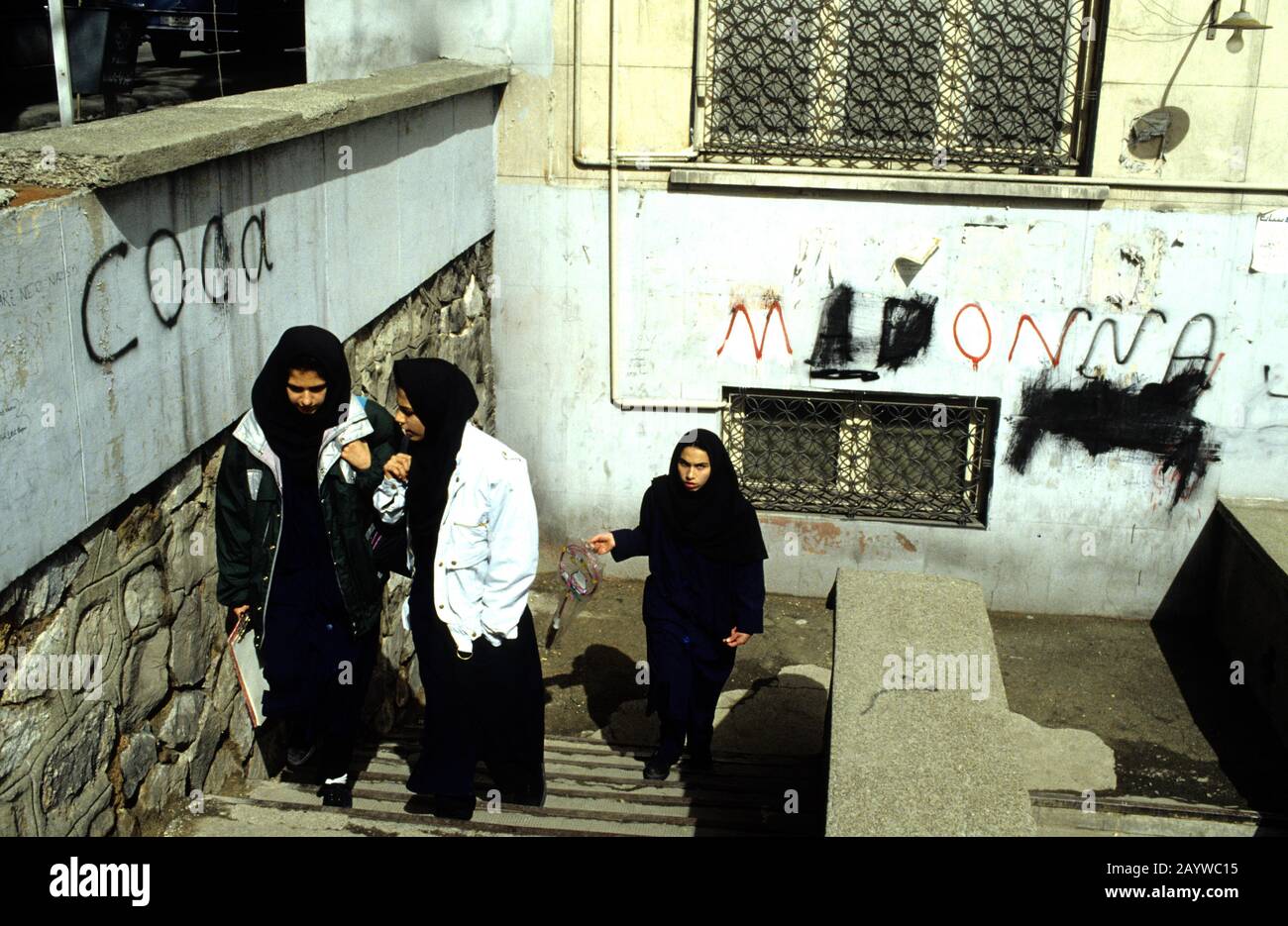 Tehran graffiti hi-res stock photography and images - Alamy