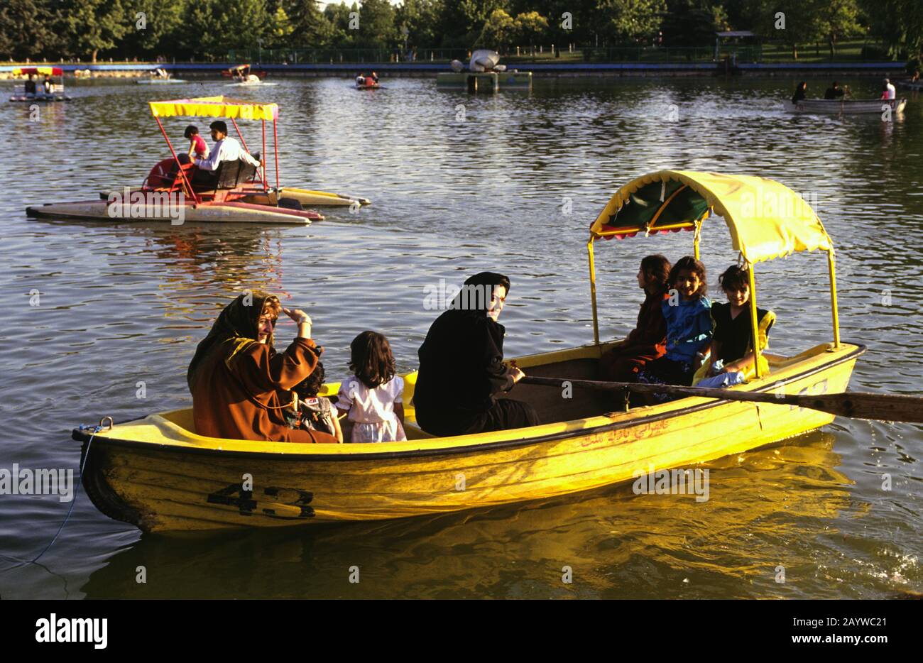 Tehran children hi-res stock photography and images - Alamy