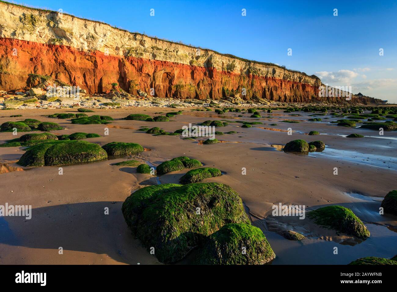 Rocks on beach hunstanton east hi-res stock photography and images - Alamy
