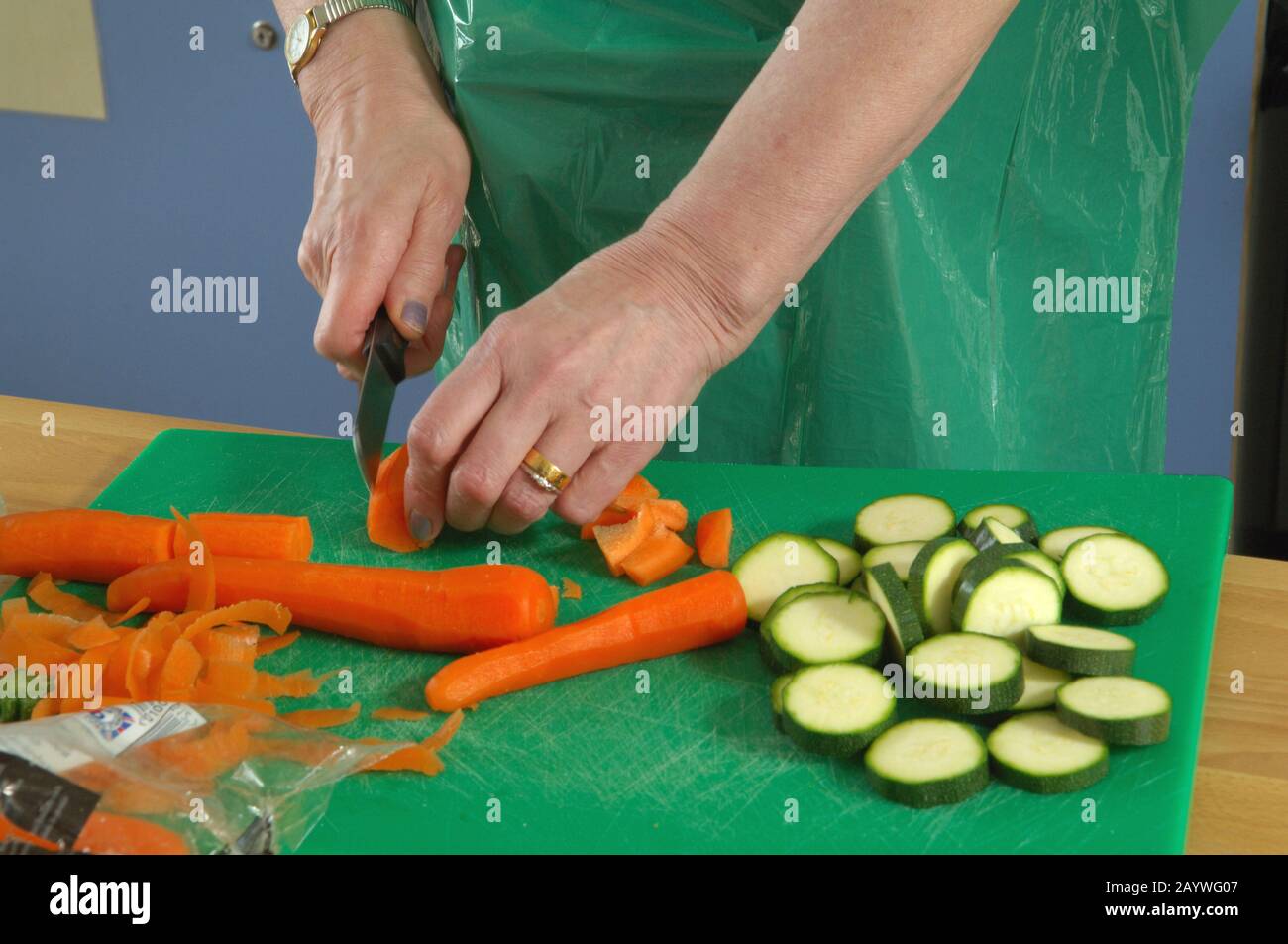 Healthy Eating, Chopping Vegetables Stock Photo - Alamy