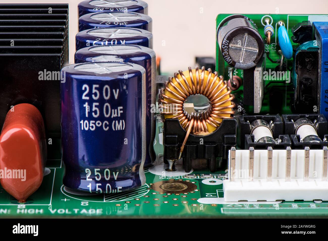 Inductor capacitor hi-res stock photography and images - Alamy