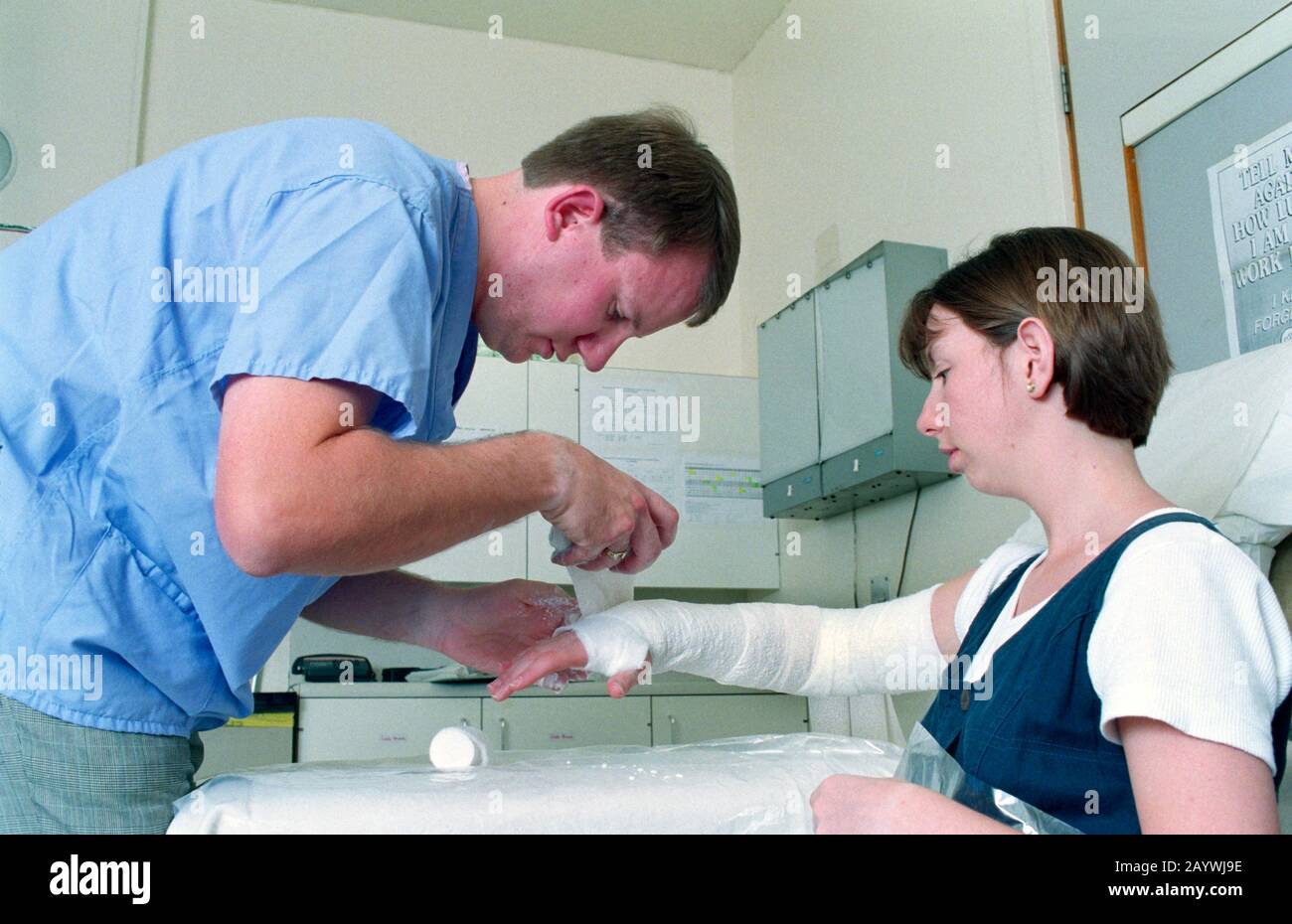 Plaster of paris hi-res stock photography and images - Alamy