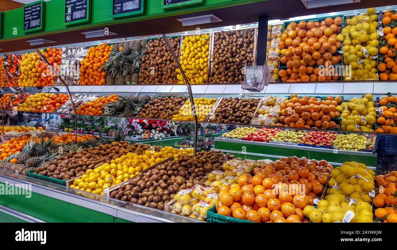 Display of fruits and vegetables in a french store Stock Photo - Alamy