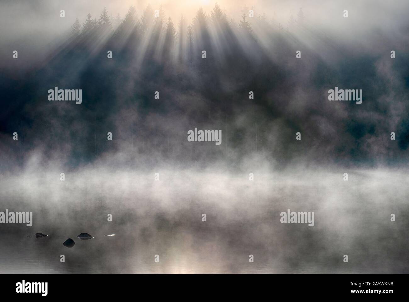 Landscape first rays sun hi-res stock photography and images - Alamy