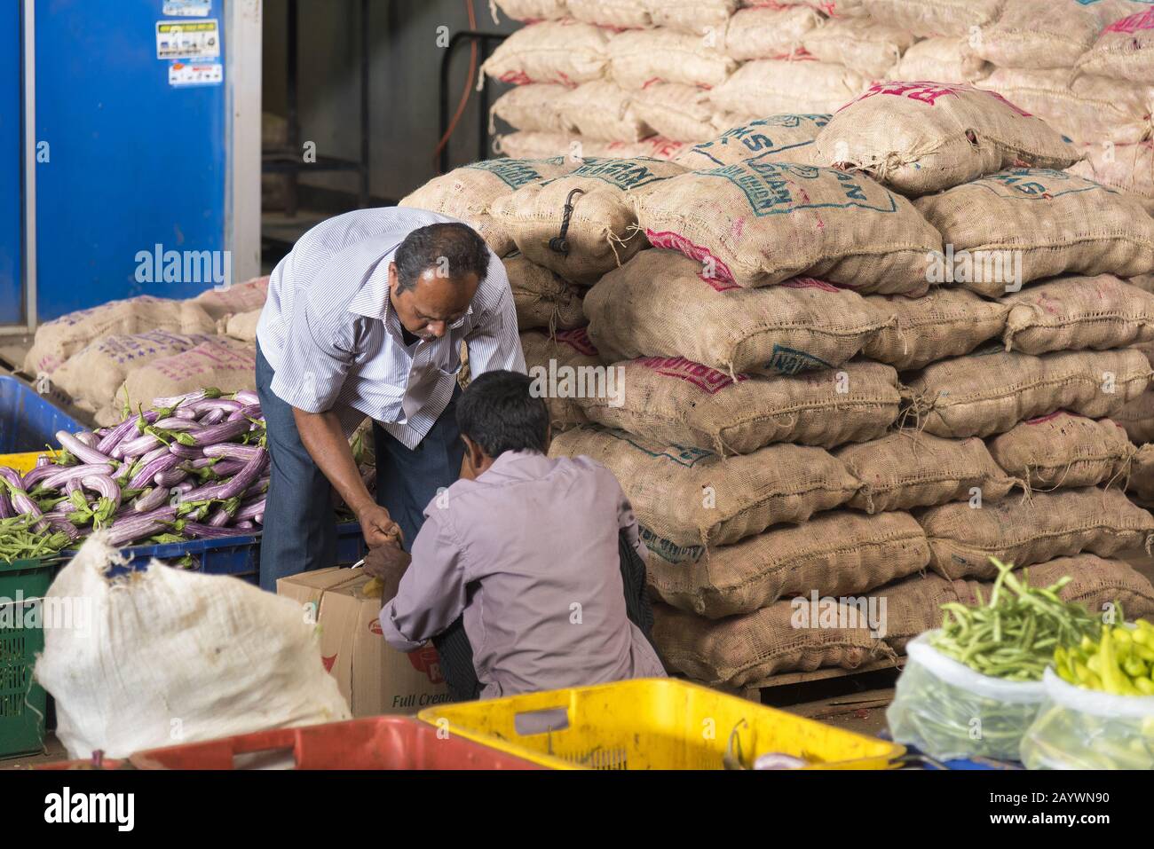 Dambulla, Sri Lanka: 18/03/2019: Largest fruit and vegetable market in ...