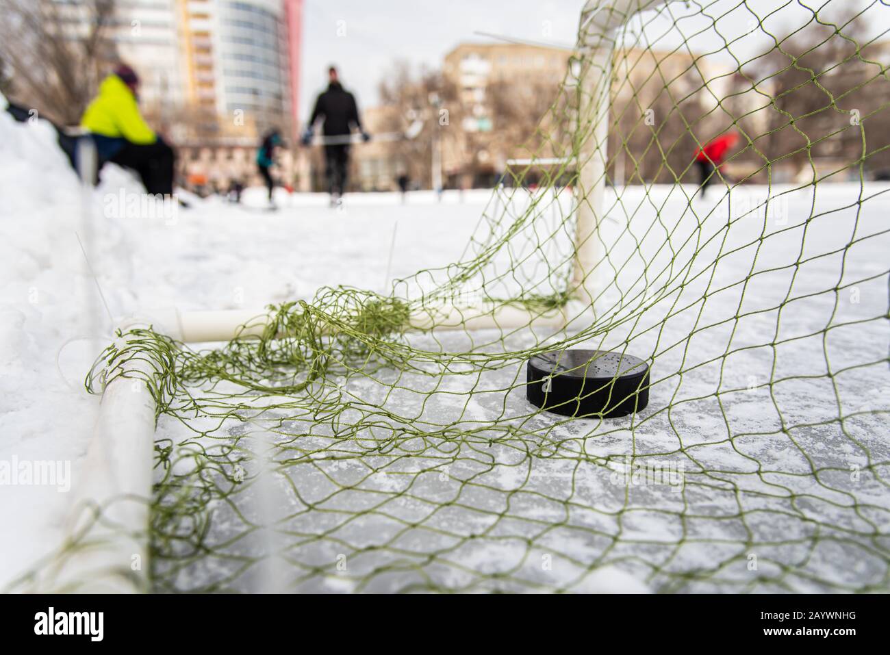 Puck in goal hi-res stock photography and images - Alamy