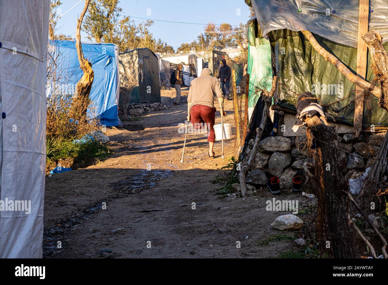One legged man hi-res stock photography and images - Alamy