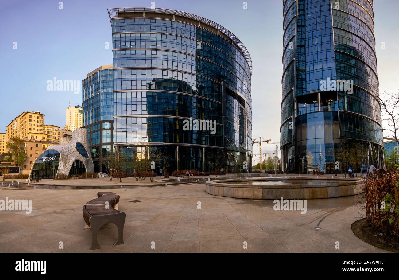 Warsaw Spire office complex at night Stock Photo - Alamy