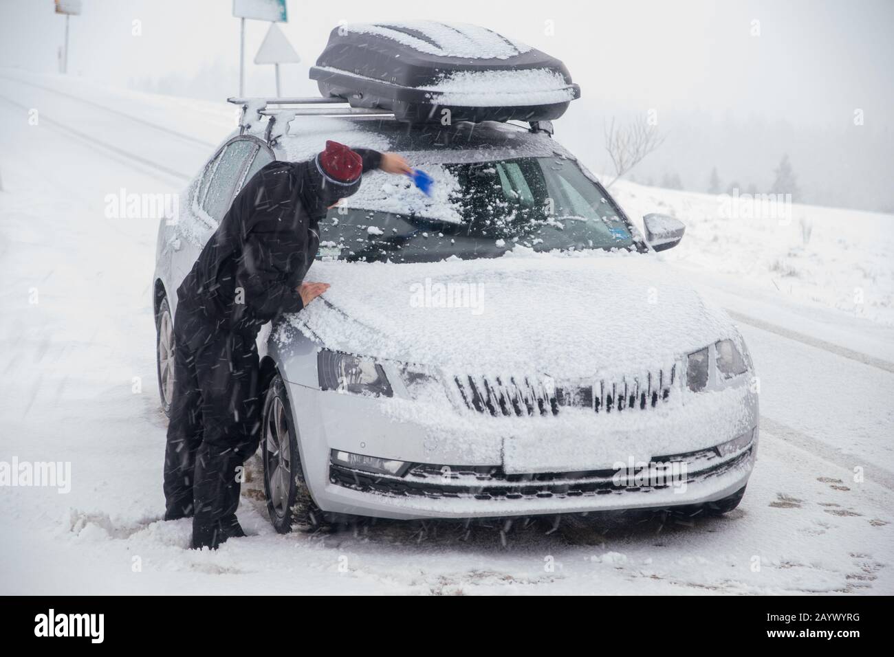 Person clearing ice hi-res stock photography and images - Alamy