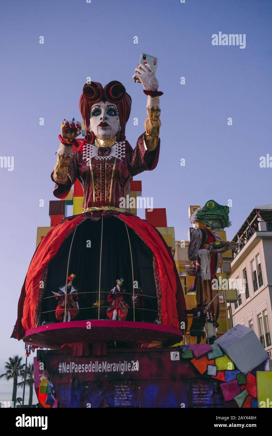 VIAREGGIO,ITALY-FEB.15 2020: giant float parades in the street of ...