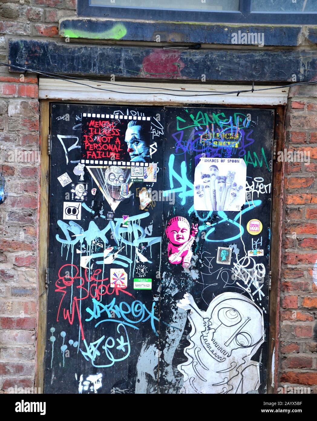 Artistic manchester graffiti hi-res stock photography and images - Alamy