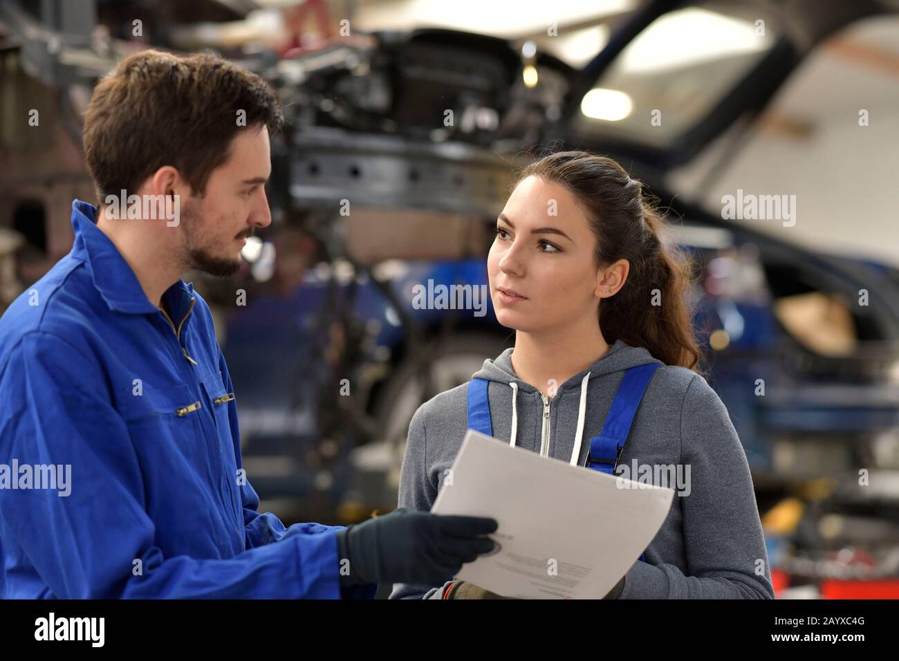 Mechanics apprentice hi-res stock photography and images - Alamy