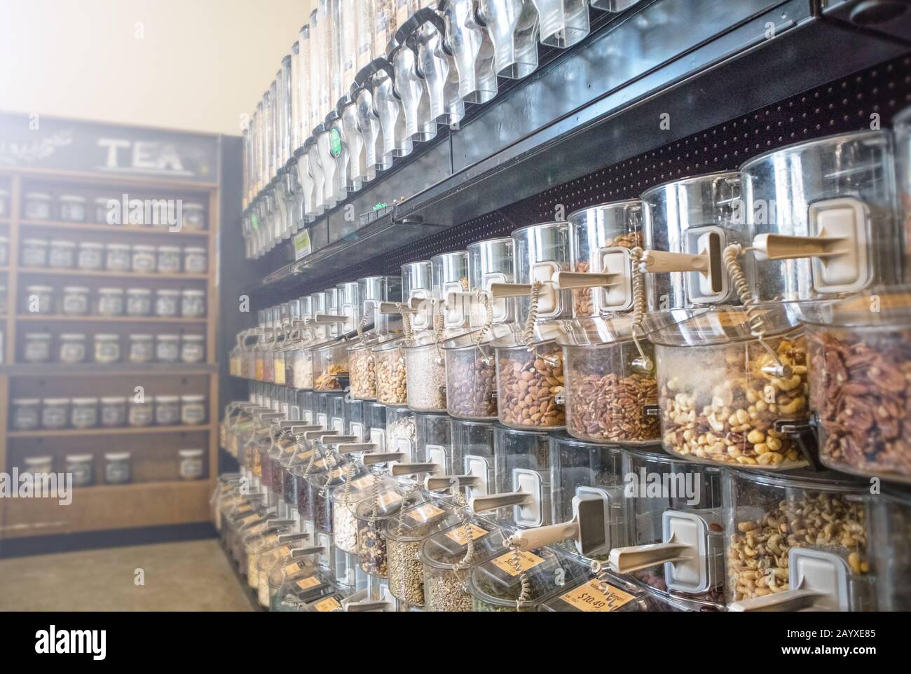 Bulk food dispensers hi-res stock photography and images - Alamy