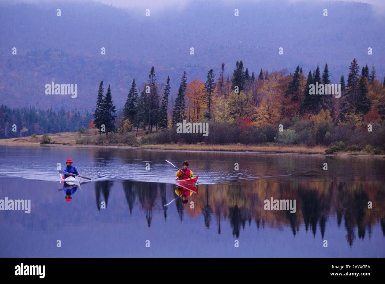 Kayaks quebec canada hi-res stock photography and images - Alamy