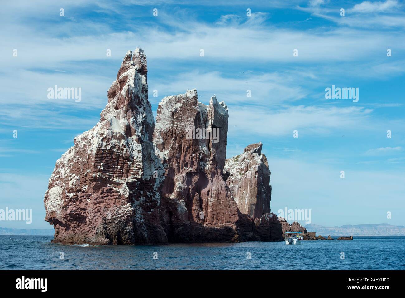 Covered in guano hi-res stock photography and images - Alamy