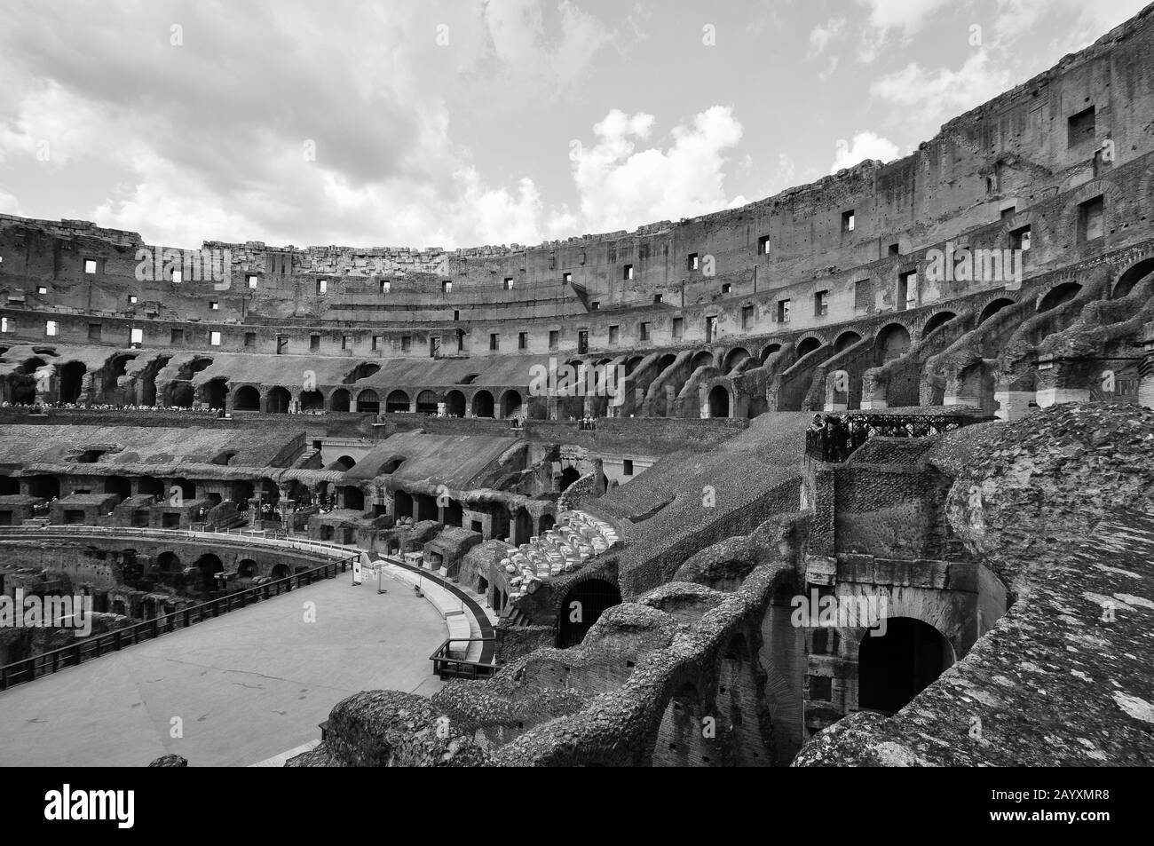 Façade of the colosseum Black and White Stock Photos & Images - Alamy