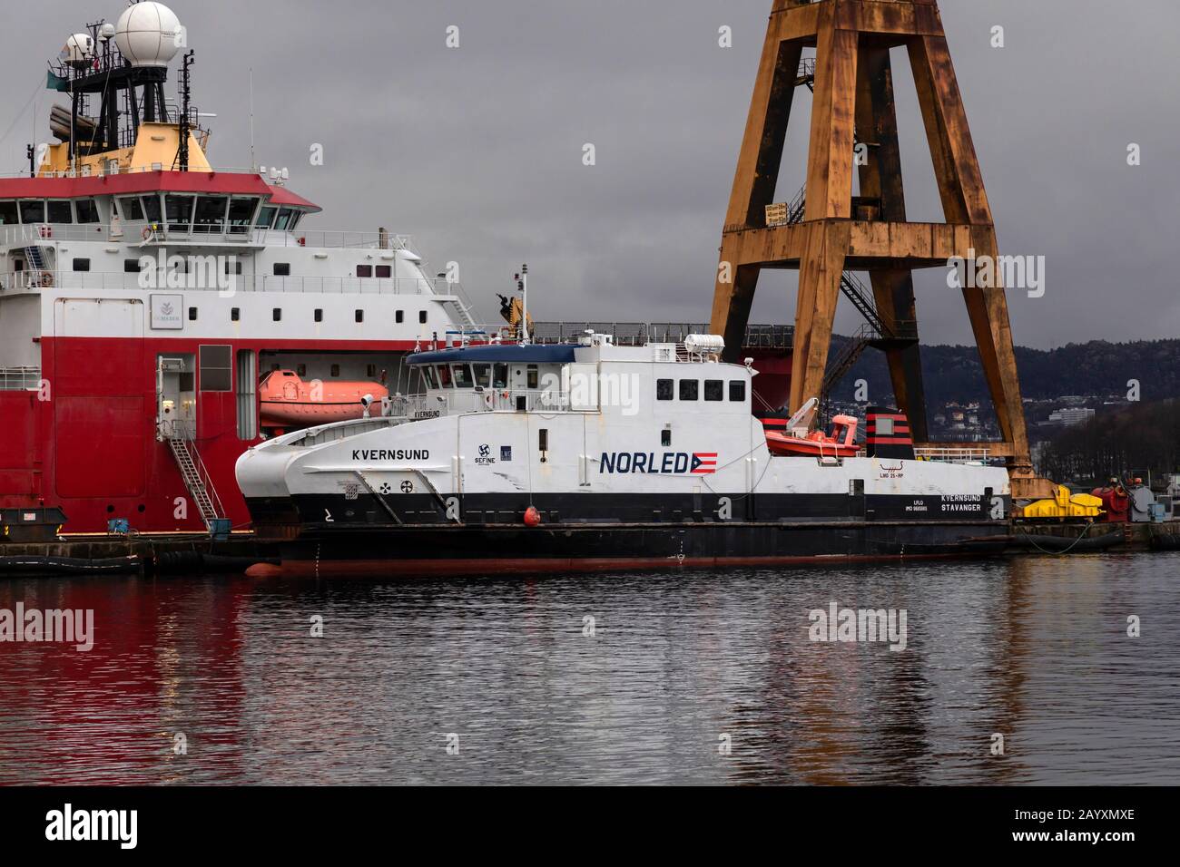 Car ferry Kvernsund and multi-purpose subsea IMR/CSV/W2W vessel Polar ...