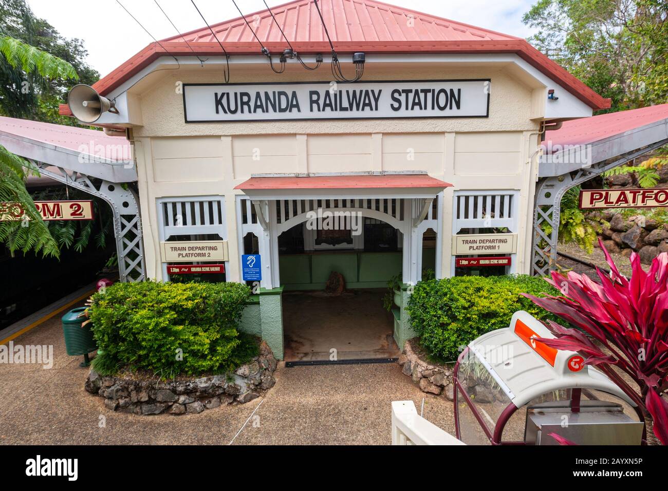 Kuranda scenic railway hi-res stock photography and images - Alamy