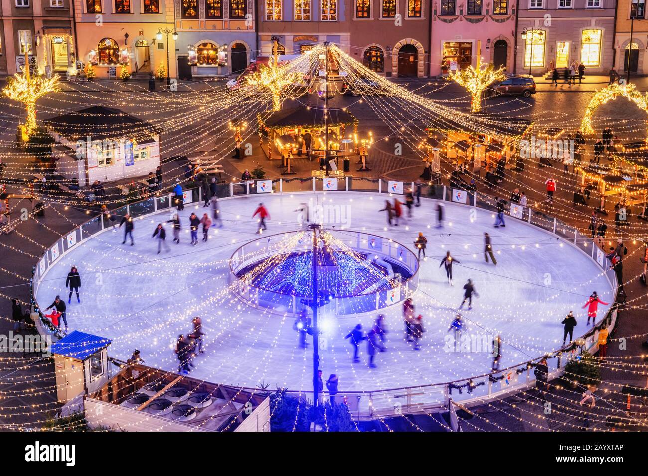 Ice rink aerial hi-res stock photography and images - Alamy