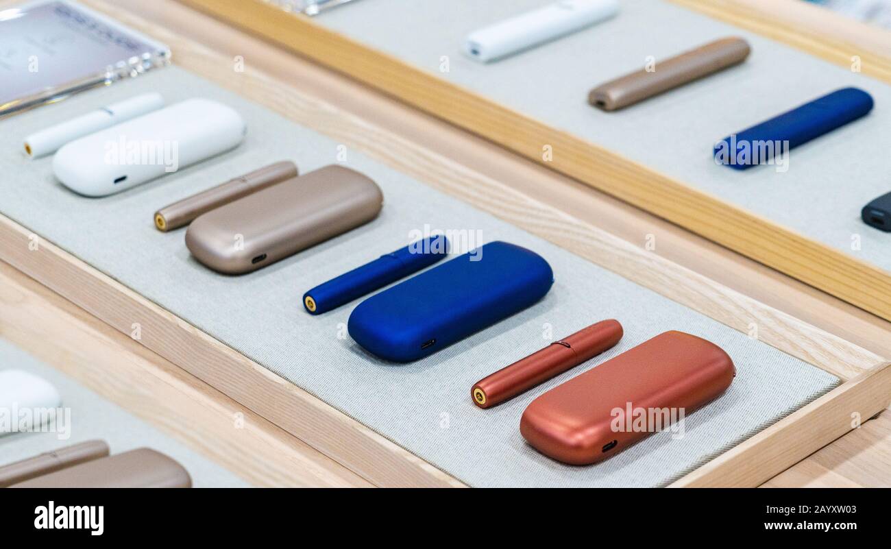 Vaping shop interior hi-res stock photography and images - Alamy