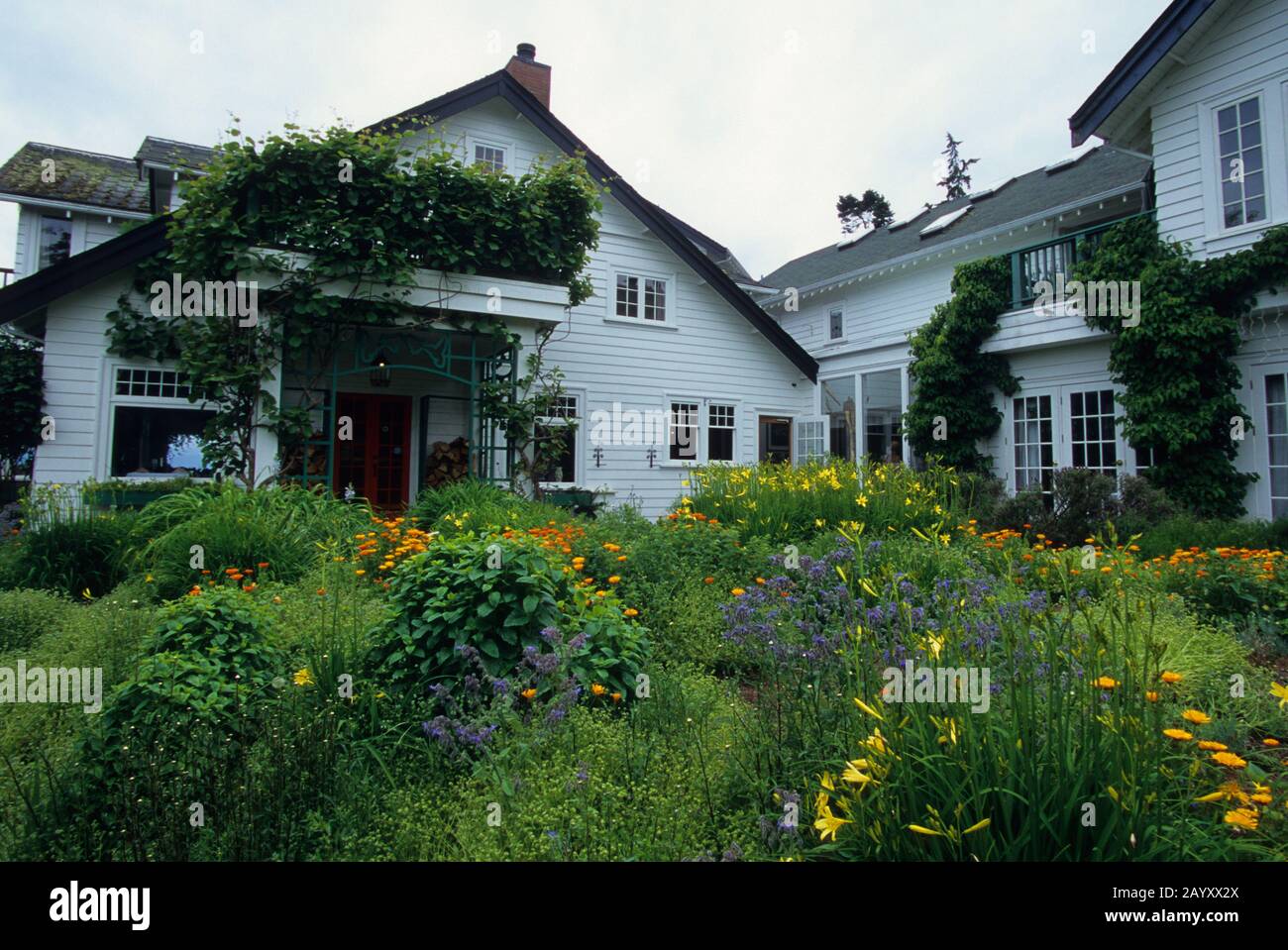 Sooke harbour house hi-res stock photography and images - Alamy