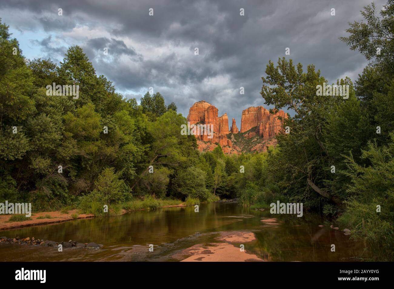 Cathedral rock sedona az hi-res stock photography and images - Alamy