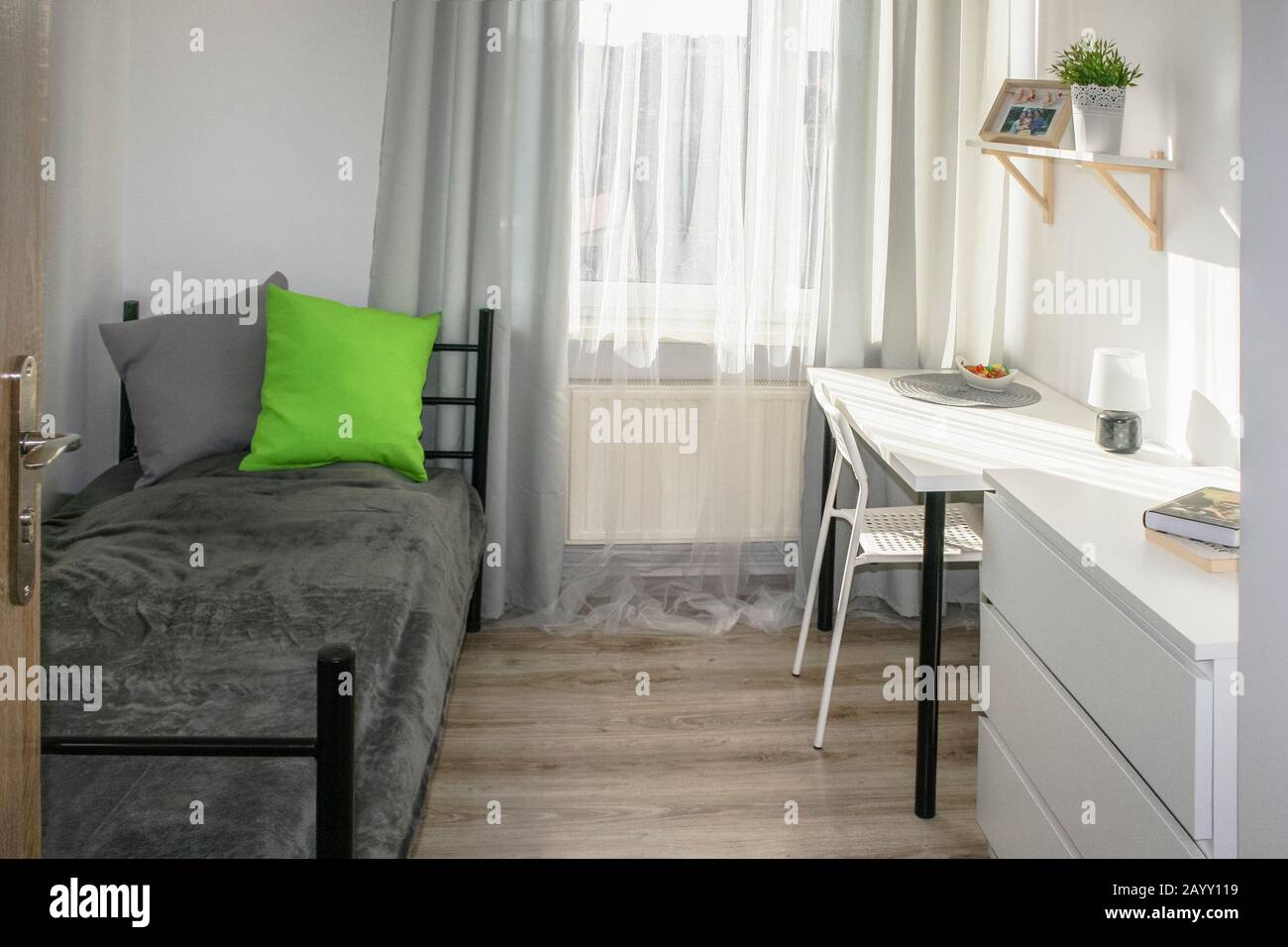 Real photography hi-res stock photography and images - Alamy