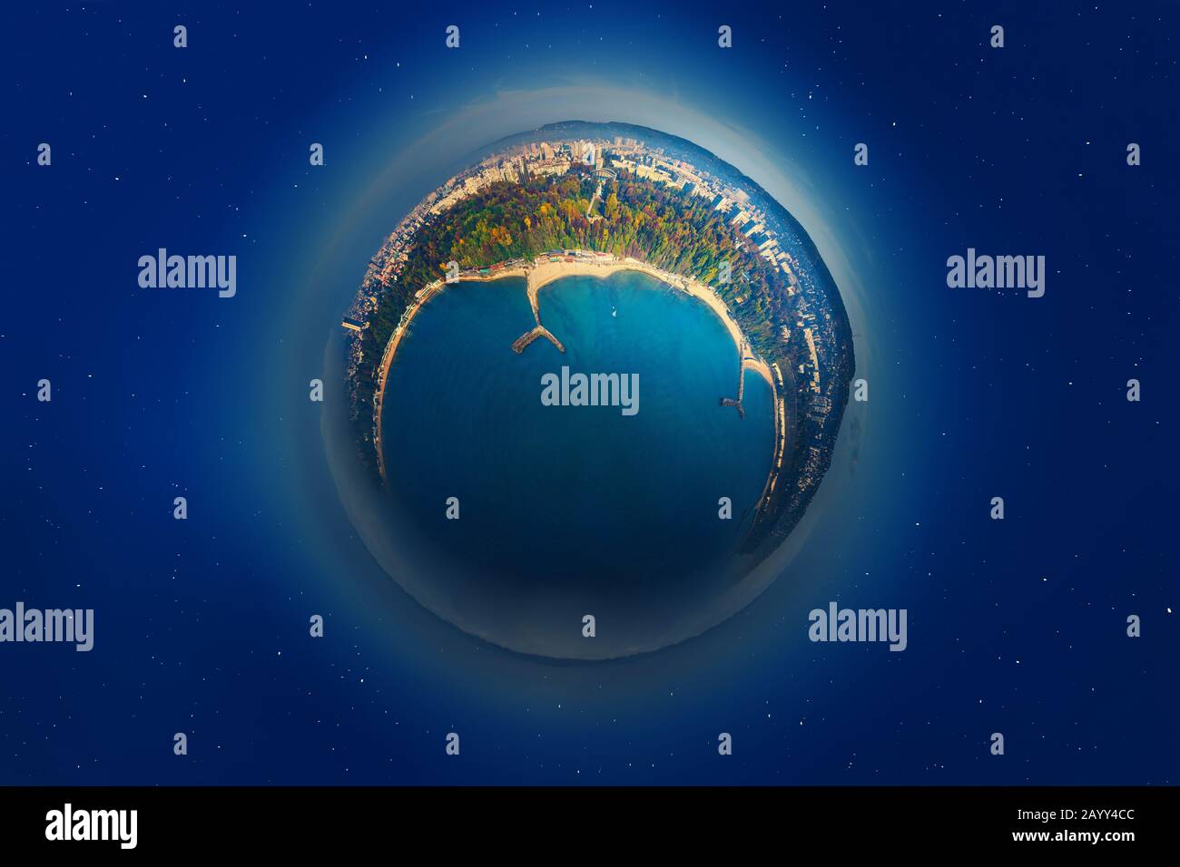 360 degree sphere hi-res stock photography and images - Alamy