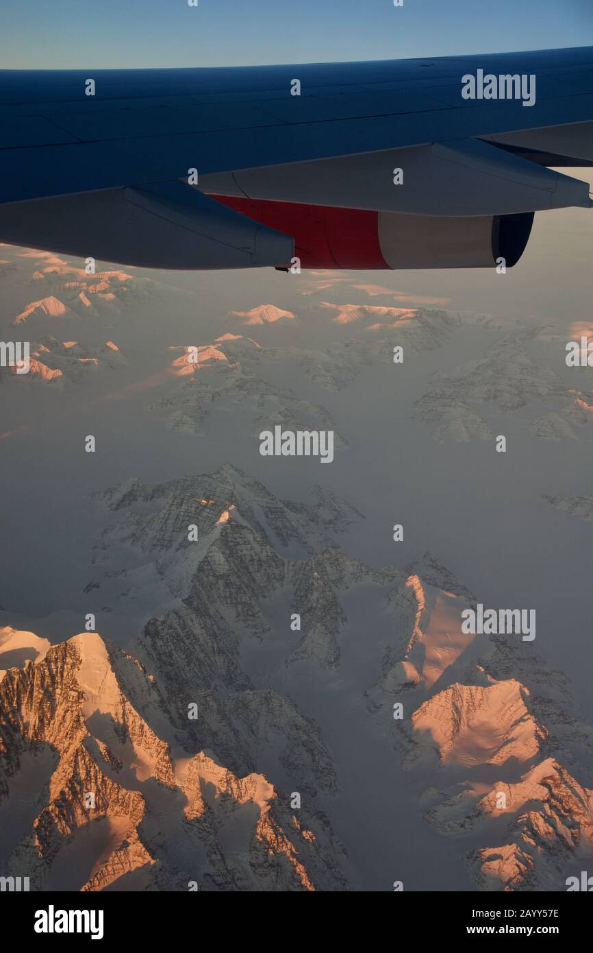 Greenland air transport hi-res stock photography and images - Alamy