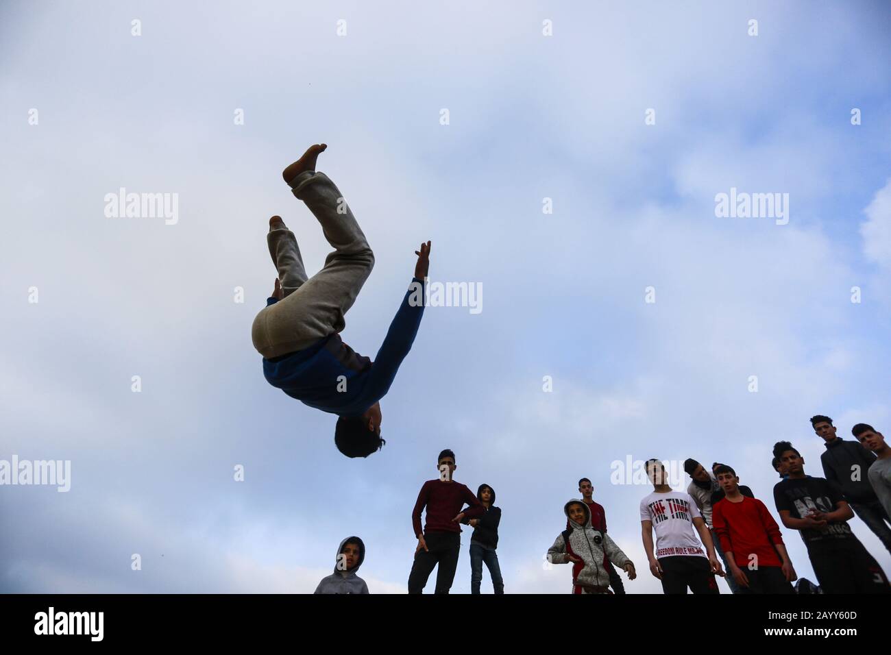 Parkour session hi-res stock photography and images - Alamy