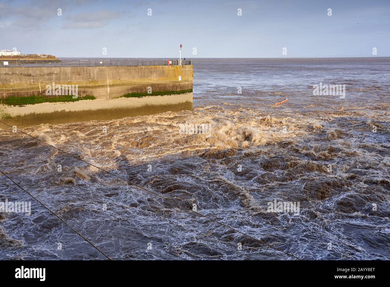 Cardiff Bay after Storm Dennis filled the rivers Taff and Ely Stock ...